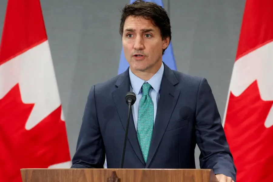 Trudeau reaffirms support for Drake “for as long as it takes.” – Frank ...